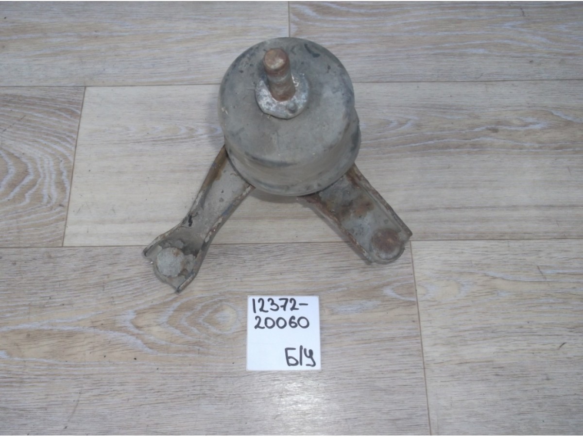 Опора двигателя Б/У 1237220060